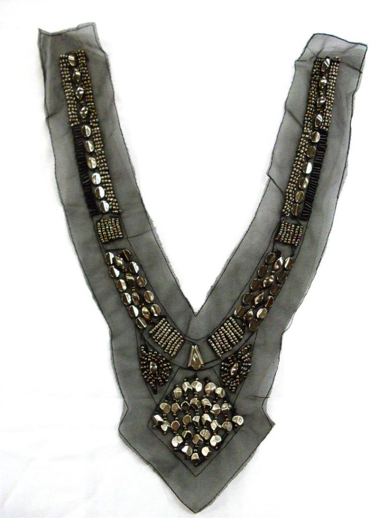 Mesh Embroidered Collar | E&M Greenfield